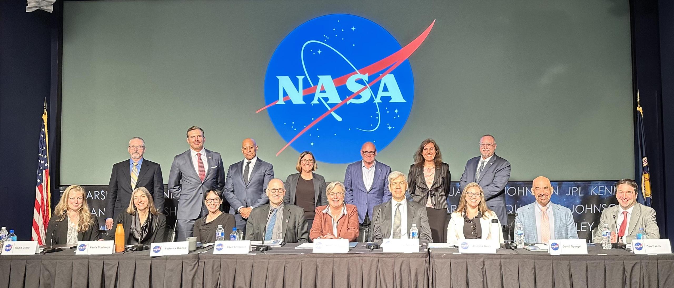 NASA anuncia: OVNIs não são extraterrestres